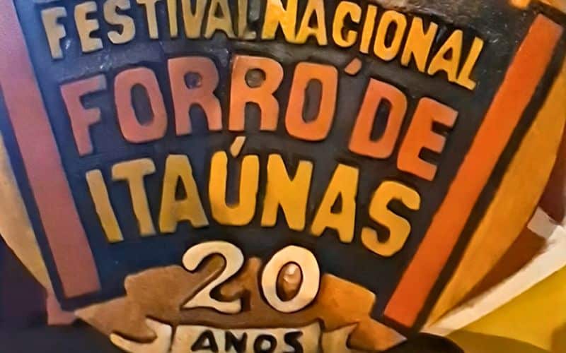 Dunas de Itaúnas: Forró e Natureza Selvagem no ES - Olívia Garimpando ...